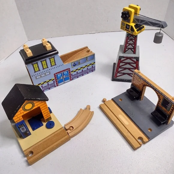 Imaginarium Wooden Train Set Thomas & Friends | Toys | Imaginarium